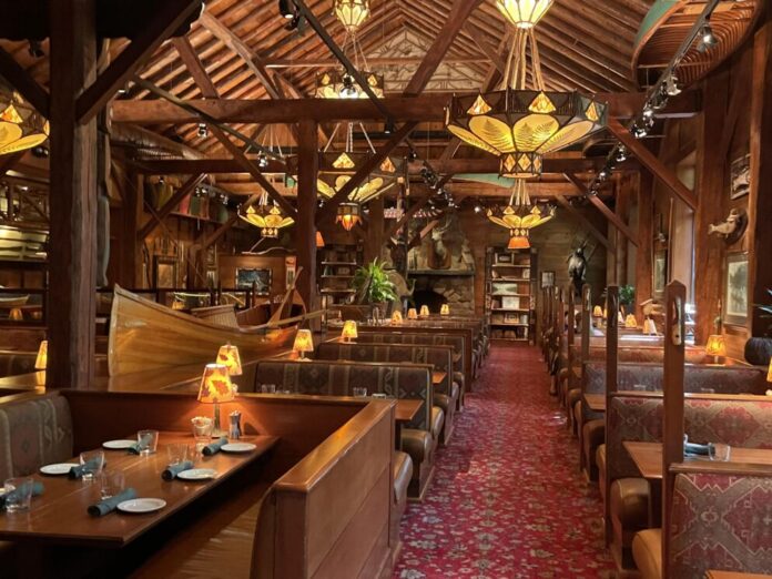 Rustic in Rockville: Clyde’s Tower Oaks Lodge - Montgomery Magazine